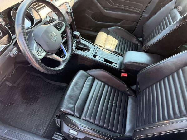 Balts Volkswagen Passat 2021 Kauņa, ar dzinēja tilpumu 1.40 L un nobraukumu 110 tūkst. km par 17999 €, foto 7 vietnē AUTOMOTO.COM.LV