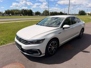 Balts Volkswagen Passat 2021 Kauņa, ar dzinēja tilpumu 1.40 L un nobraukumu 110 tūkst. km par 17900 €, foto 5 vietnē AUTOMOTO.COM.LV