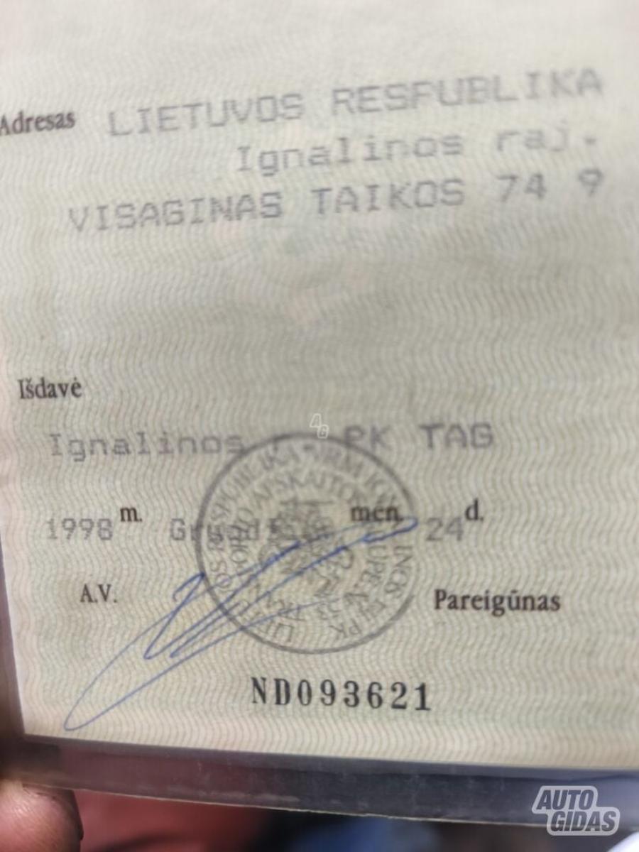 Balts Volkswagen Passat 1988 Ignalina, ar dzinēja tilpumu 1.80 L un nobraukumu 199 tūkst. km par 1499 €, foto 5 vietnē AUTOMOTO.COM.LV