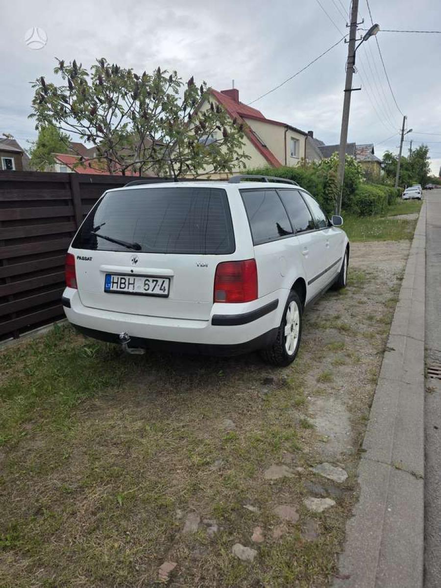 Белый Фольксваген Пассат 1999 в Клайпеда, объемом двигателя 1.90 л и пробегом 360 тыс. км за 550 €, фото 3 на AUTOMOTO.COM.LV