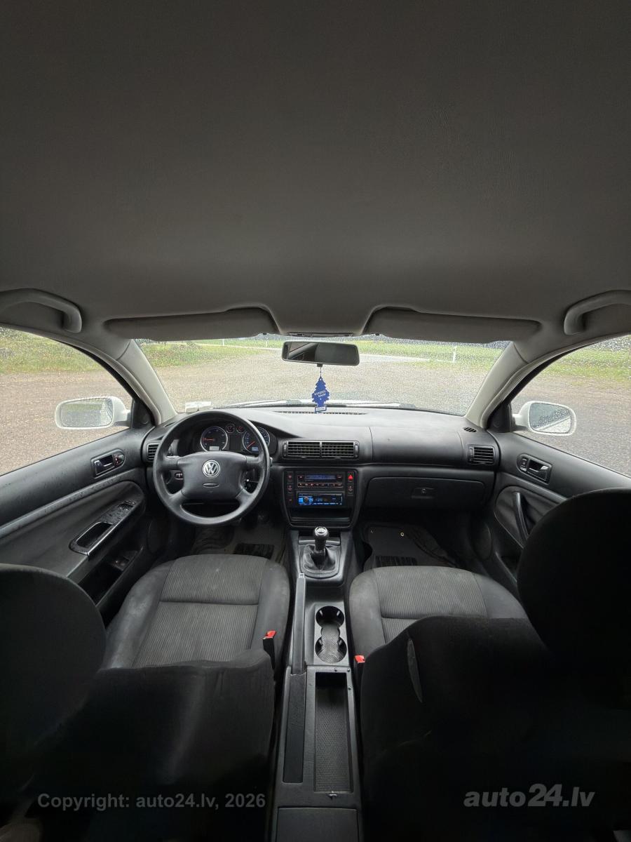 White Volkswagen Passat 2001 in Tallinn, with an engine capacity of 1.90 L and mileage of 490 thousand km for 1900 €, photo 12 on AUTOMOTO.COM.LV