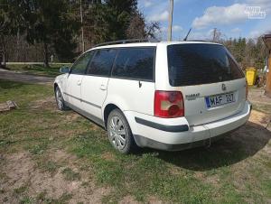 Balts Volkswagen Passat 2002 Viļņa, ar dzinēja tilpumu 1.90 L un nobraukumu 300 tūkst. km par 1150 €, foto 5 vietnē AUTOMOTO.COM.LV