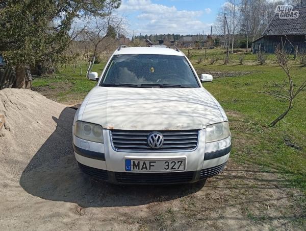 Balts Volkswagen Passat 2002 Viļņa, ar dzinēja tilpumu 1.90 L un nobraukumu 300 tūkst. km par 1150 €, foto 2 vietnē AUTOMOTO.COM.LV
