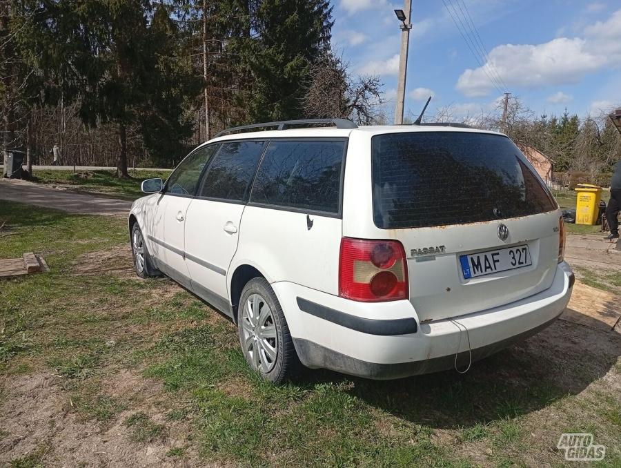 Balts Volkswagen Passat 2002 Viļņa, ar dzinēja tilpumu 1.90 L un nobraukumu 300 tūkst. km par 1150 €, foto 6 vietnē AUTOMOTO.COM.LV