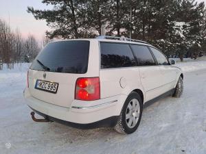 Balts Volkswagen Passat 2003 Viļņa, ar dzinēja tilpumu 2.50 L un nobraukumu 290 tūkst. km par 1340 €, foto 2 vietnē AUTOMOTO.COM.LV