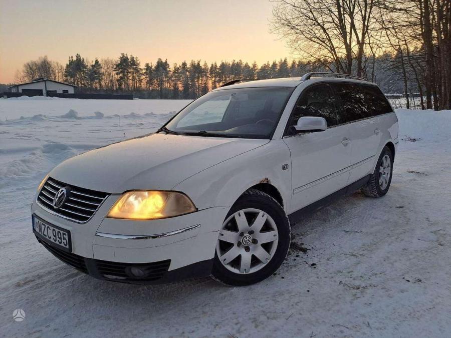 Balts Volkswagen Passat 2003 Viļņa, ar dzinēja tilpumu 2.50 L un nobraukumu 290 tūkst. km par 1340 €, foto 4 vietnē AUTOMOTO.COM.LV