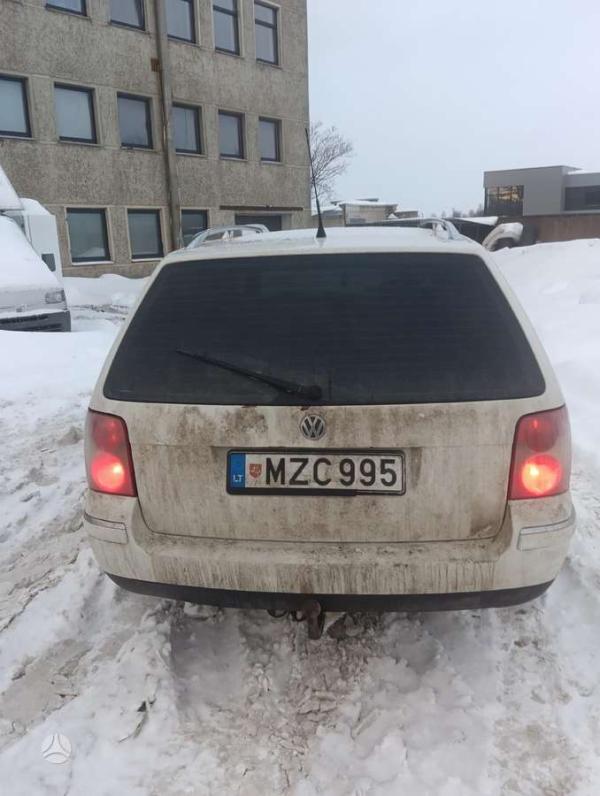 Balts Volkswagen Passat 2003 Klaipėda, ar dzinēja tilpumu 2.50 L un nobraukumu 293 tūkst. km par 600 €, foto 6 vietnē AUTOMOTO.COM.LV