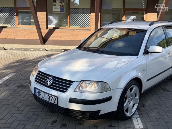 White Volkswagen Passat 2003 in Jonava, with an engine capacity of 1.90 L and mileage of 500 thousand km for 1700 €, photo 1 on AUTOMOTO.COM.LV