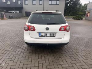 White Volkswagen Passat 2007 in Vilkaviskis, with an engine capacity of 1.97 L and mileage of 347 thousand km for 1070 €, photo 7 on AUTOMOTO.COM.LV