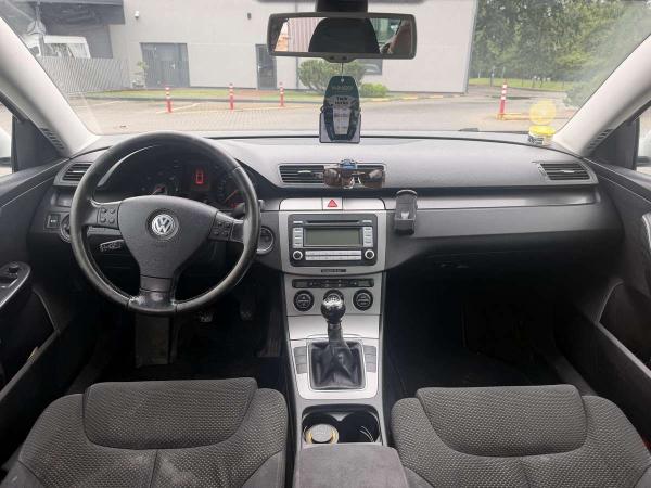 Balts Volkswagen Passat 2007 Vilkaviškis, ar dzinēja tilpumu 1.97 L un nobraukumu 347 tūkst. km par 1070 €, foto 9 vietnē AUTOMOTO.COM.LV