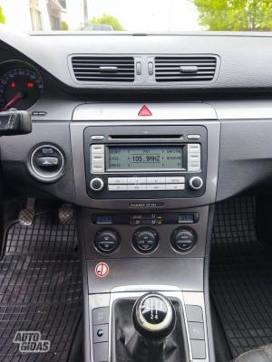 Balts Volkswagen Passat 2008 Kauņa, ar dzinēja tilpumu 1.90 L un nobraukumu 380 tūkst. km par 1000 €, foto 8 vietnē AUTOMOTO.COM.LV