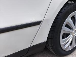 Balts Volkswagen Passat 2008 Kauņa, ar dzinēja tilpumu 1.90 L un nobraukumu 380 tūkst. km par 1000 €, foto 14 vietnē AUTOMOTO.COM.LV