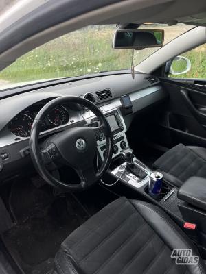 White Volkswagen Passat 2008 in Kaunas, with an engine capacity of 2.00 L and mileage of 375 thousand km for 1400 €, photo 7 on AUTOMOTO.COM.LV