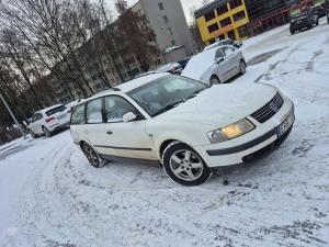 Balts Volkswagen Passat 2009 Rokiškis, ar dzinēja tilpumu 1.90 L un nobraukumu 500 tūkst. km par 800 €, foto 2 vietnē AUTOMOTO.COM.LV