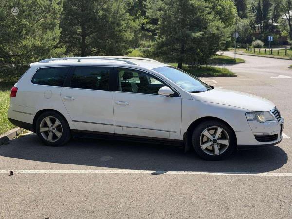 Balts Volkswagen Passat 2009 Trakai, ar dzinēja tilpumu 1.97 L un nobraukumu 270 tūkst. km par 1950 €, foto 4 vietnē AUTOMOTO.COM.LV