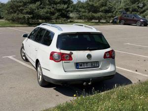 Balts Volkswagen Passat 2009 Trakai, ar dzinēja tilpumu 1.97 L un nobraukumu 270 tūkst. km par 1950 €, foto 6 vietnē AUTOMOTO.COM.LV