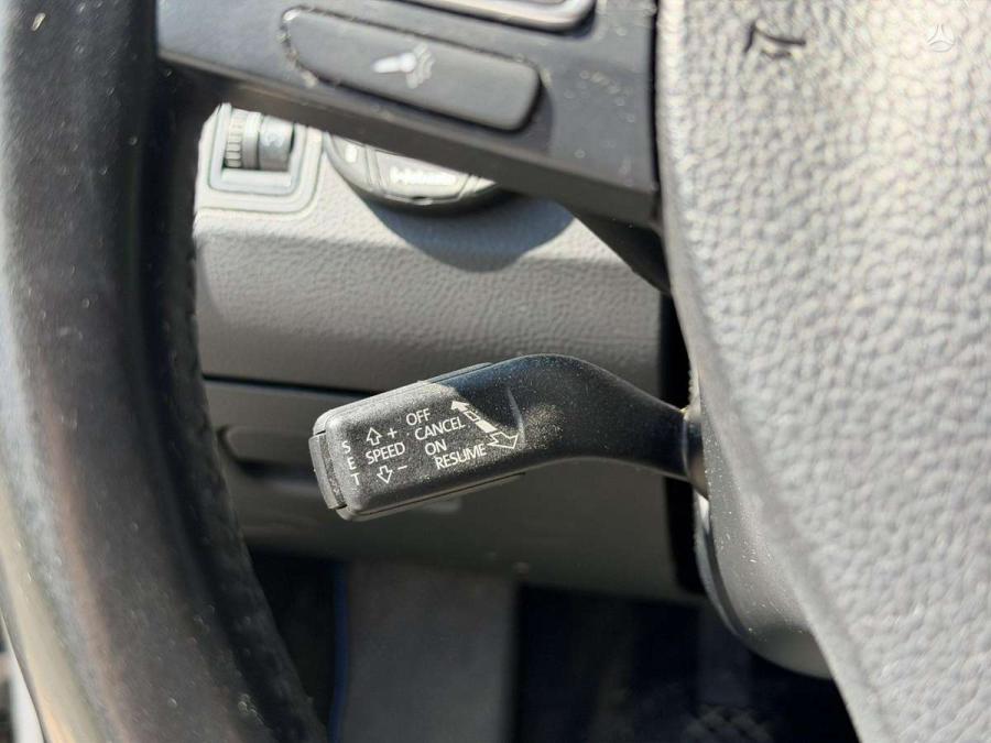 Balts Volkswagen Passat 2009 Trakai, ar dzinēja tilpumu 1.97 L un nobraukumu 270 tūkst. km par 1950 €, foto 10 vietnē AUTOMOTO.COM.LV