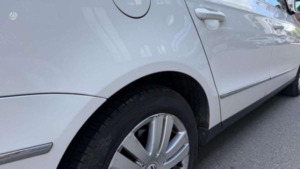Volkswagen Passat 2009 Viļņa vietnē Balts Volkswagen Passat 2009 Viļņa, ar dzinēja tilpumu 1.97 L un nobraukumu 290 tūkst. km par 1500 €, foto 6 vietnē AUTOMOTO.COM.LV