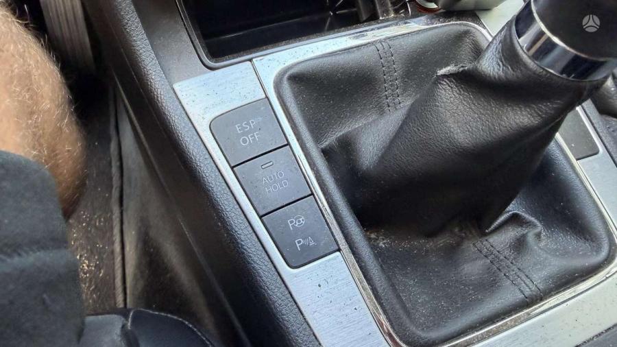 Balts Volkswagen Passat 2009 Viļņa, ar dzinēja tilpumu 1.97 L un nobraukumu 290 tūkst. km par 1500 €, foto 11 vietnē AUTOMOTO.COM.LV