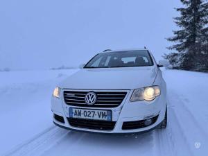 White Volkswagen Passat 2010 in Siauliai, with an engine capacity of 1.60 L and mileage of 300 thousand km for 2800 €, photo 2 on AUTOMOTO.COM.LV