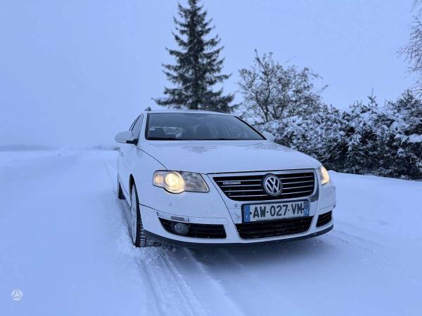 White Volkswagen Passat 2010 in Siauliai, with an engine capacity of 1.60 L and mileage of 300 thousand km for 2800 €, photo 4 on AUTOMOTO.COM.LV