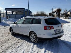 White Volkswagen Passat 2010 in Kazlu Ruda, with an engine capacity of 1.97 L and mileage of 298 thousand km for 4000 €, photo 3 on AUTOMOTO.COM.LV