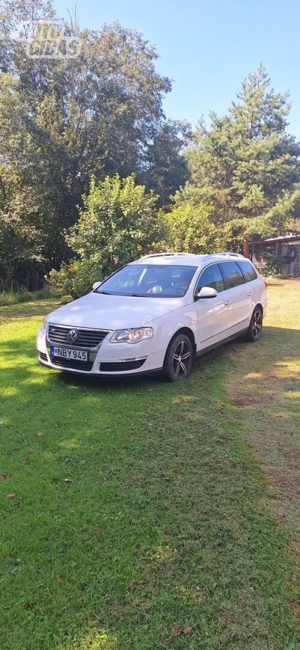 Volkswagen Passat 2010 Panevēža vietnē Balts Volkswagen Passat 2010 Panevēža, ar dzinēja tilpumu 1.40 L un nobraukumu 263 tūkst. km par 3100 €, foto 3 vietnē AUTOMOTO.COM.LV