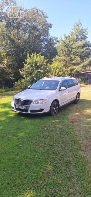 Balts Volkswagen Passat 2010 Panevēža, ar dzinēja tilpumu 1.40 L un nobraukumu 263 tūkst. km par 3100 €, foto 3 vietnē AUTOMOTO.COM.LV