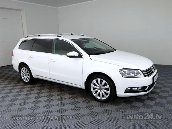White Volkswagen Passat 2011 in Tallinn, with an engine capacity of 1.40 L and mileage of 305 thousand km for 2499 €, photo 1 on AUTOMOTO.COM.LV