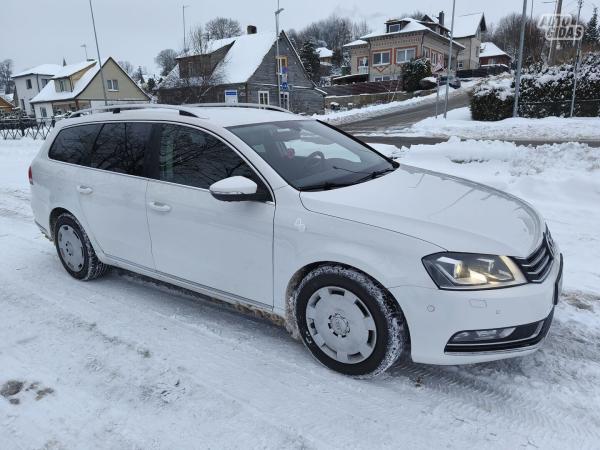 White Volkswagen Passat 2011 in Telschi, with an engine capacity of 2.00 L and mileage of 490 thousand km for 2950 €, photo 1 on AUTOMOTO.COM.LV