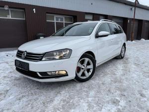 White Volkswagen Passat 2011 in Siauliai, with an engine capacity of 1.97 L and mileage of 294 thousand km for 5350 €, photo  on AUTOMOTO.COM.LV