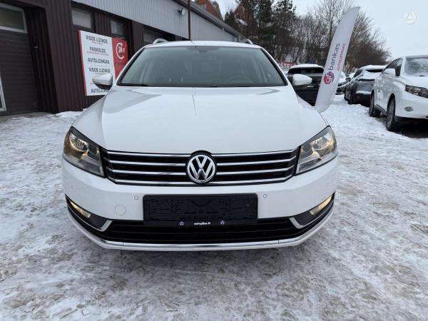 Balts Volkswagen Passat 2011 Šauļi, ar dzinēja tilpumu 1.97 L un nobraukumu 294 tūkst. km par 5350 €, foto 2 vietnē AUTOMOTO.COM.LV