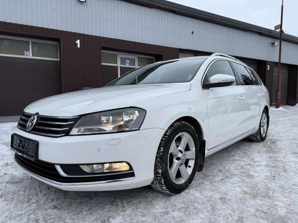 Balts Volkswagen Passat 2011 Šauļi, ar dzinēja tilpumu 1.97 L un nobraukumu 294 tūkst. km par 5350 €, foto 4 vietnē AUTOMOTO.COM.LV