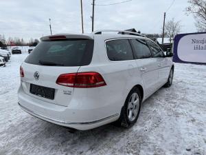 White Volkswagen Passat 2011 in Siauliai, with an engine capacity of 1.97 L and mileage of 294 thousand km for 5350 €, photo 9 on AUTOMOTO.COM.LV