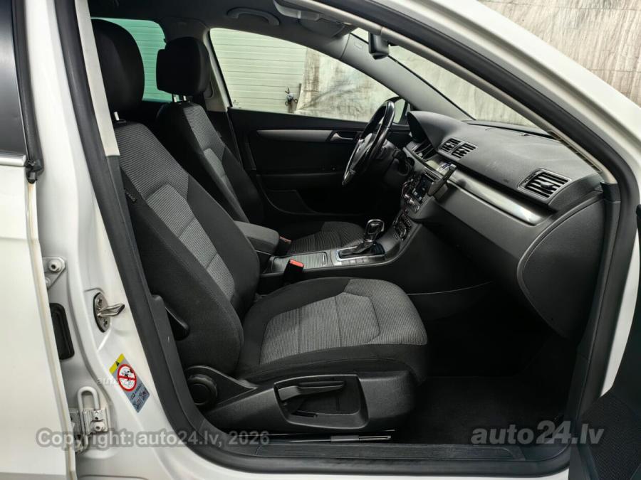 Balts Volkswagen Passat 2011 Viljandi, ar dzinēja tilpumu 2.00 L un nobraukumu 242 tūkst. km par 6190 €, foto 5 vietnē AUTOMOTO.COM.LV