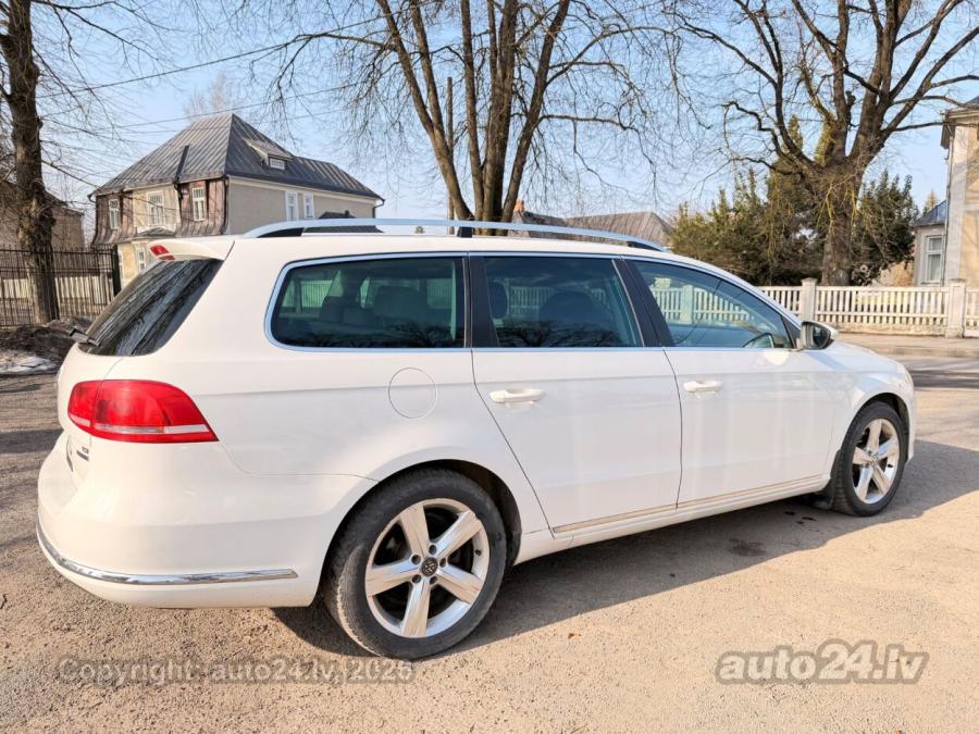 White Volkswagen Passat 2011 in Tartu, with an engine capacity of 1.40 L and mileage of 396 thousand km for 2818 €, photo 4 on AUTOMOTO.COM.LV