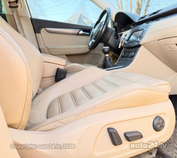 White Volkswagen Passat 2011 in Tartu, with an engine capacity of 1.40 L and mileage of 396 thousand km for 2818 €, photo 5 on AUTOMOTO.COM.LV