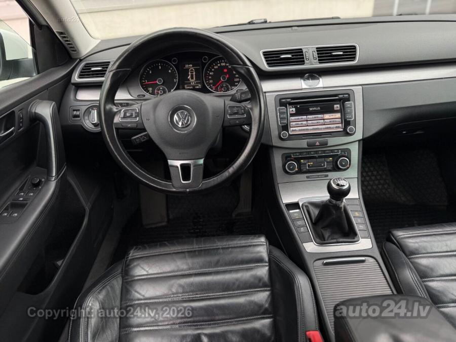 Balts Volkswagen Passat 2011 Tartu, ar dzinēja tilpumu 2.00 L un nobraukumu 243 tūkst. km par 4800 €, foto 7 vietnē AUTOMOTO.COM.LV