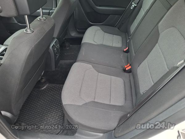 White Volkswagen Passat 2011 in Keila, with an engine capacity of 1.40 L and mileage of 236 thousand km for 1299 €, photo 6 on AUTOMOTO.COM.LV