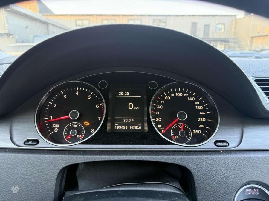Balts Volkswagen Passat 2011 Viļņa, ar dzinēja tilpumu 1.39 L un nobraukumu 199 tūkst. km par 2200 €, foto 13 vietnē AUTOMOTO.COM.LV