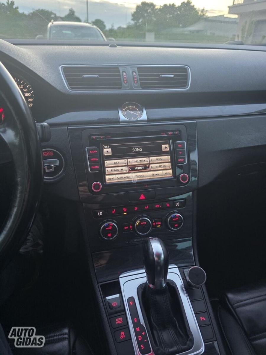 Balts Volkswagen Passat 2011 Šauļi, ar dzinēja tilpumu 1.40 L un nobraukumu 377 tūkst. km par 2200 €, foto 15 vietnē AUTOMOTO.COM.LV