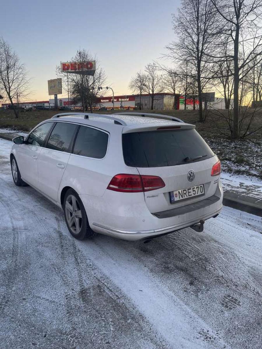 Balts Volkswagen Passat 2012 Šauļi, ar dzinēja tilpumu 1.97 L un nobraukumu 270 tūkst. km par 6250 €, foto 4 vietnē AUTOMOTO.COM.LV