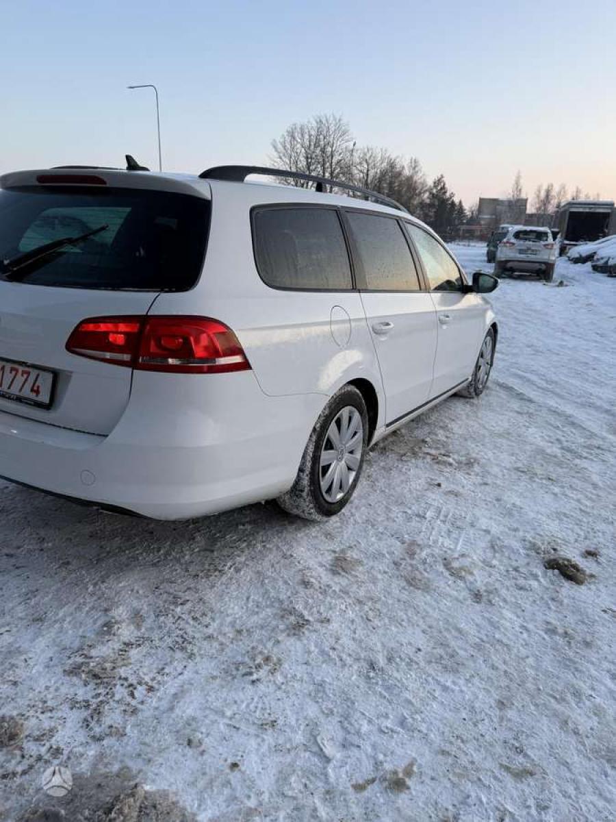 Balts Volkswagen Passat 2012 Jurbarkas, ar dzinēja tilpumu 1.97 L un nobraukumu 250 tūkst. km par 3999 €, foto 4 vietnē AUTOMOTO.COM.LV