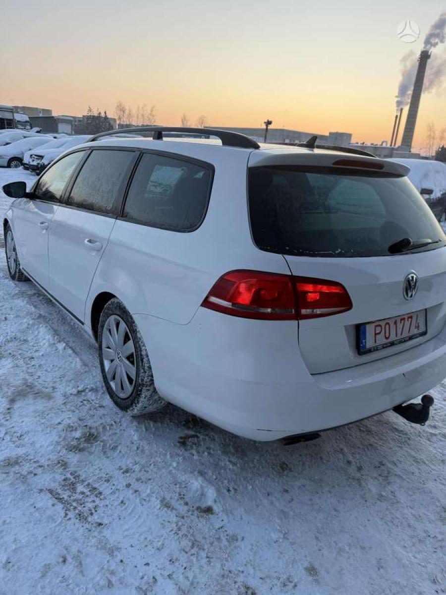 Balts Volkswagen Passat 2012 Jurbarkas, ar dzinēja tilpumu 1.97 L un nobraukumu 250 tūkst. km par 3999 €, foto 10 vietnē AUTOMOTO.COM.LV