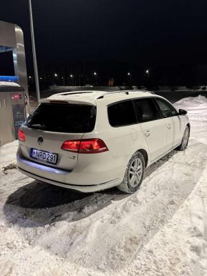 Balts Volkswagen Passat 2012 Palanga, ar dzinēja tilpumu 1.40 L un nobraukumu 286 tūkst. km par 3900 €, foto 4 vietnē AUTOMOTO.COM.LV