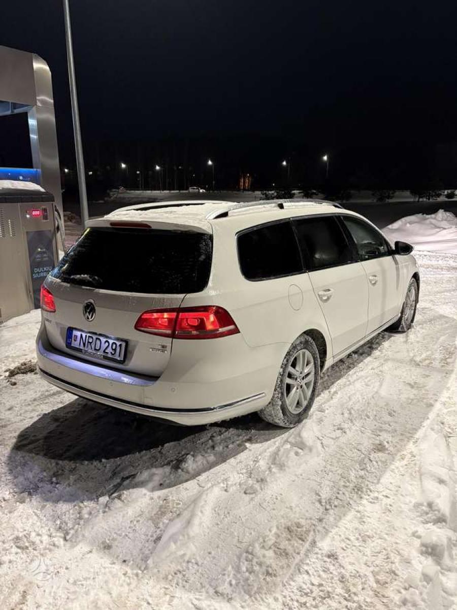 Balts Volkswagen Passat 2012 Palanga, ar dzinēja tilpumu 1.40 L un nobraukumu 286 tūkst. km par 3900 €, foto 4 vietnē AUTOMOTO.COM.LV
