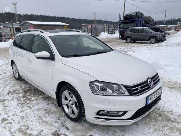 Balts Volkswagen Passat 2012 Viļņa, ar dzinēja tilpumu 1.97 L un nobraukumu 349 tūkst. km par 4950 €, foto 1 vietnē AUTOMOTO.COM.LV