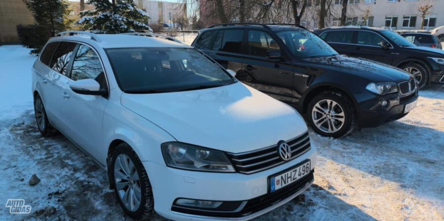 Balts Volkswagen Passat 2012 Akmenė, ar dzinēja tilpumu 2.00 L un nobraukumu 330 tūkst. km par 3200 €, foto 1 vietnē AUTOMOTO.COM.LV