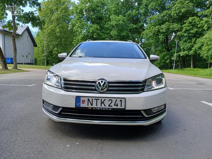 Balts Volkswagen Passat 2012 Alīta, ar dzinēja tilpumu 2.00 L un nobraukumu 412 tūkst. km par 5600 €, foto 3 vietnē AUTOMOTO.COM.LV