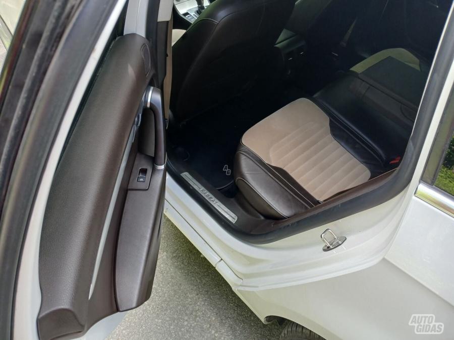 Balts Volkswagen Passat 2012 Alīta, ar dzinēja tilpumu 2.00 L un nobraukumu 412 tūkst. km par 5600 €, foto 16 vietnē AUTOMOTO.COM.LV